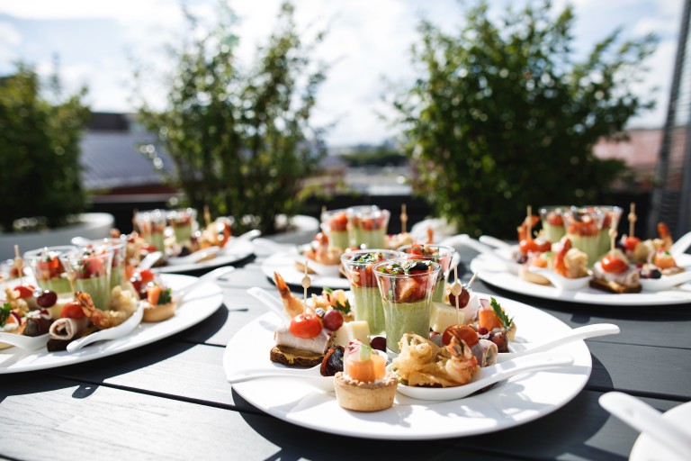 Summer party - catering and hospitality staff - Chefs and Events Staffing